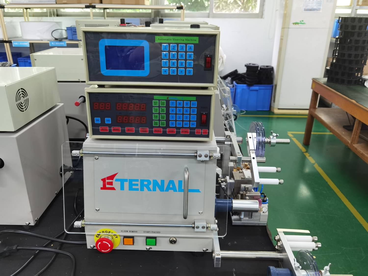 Benchtop semi-automatic sleeving machine | Eternal Automation Europe ...